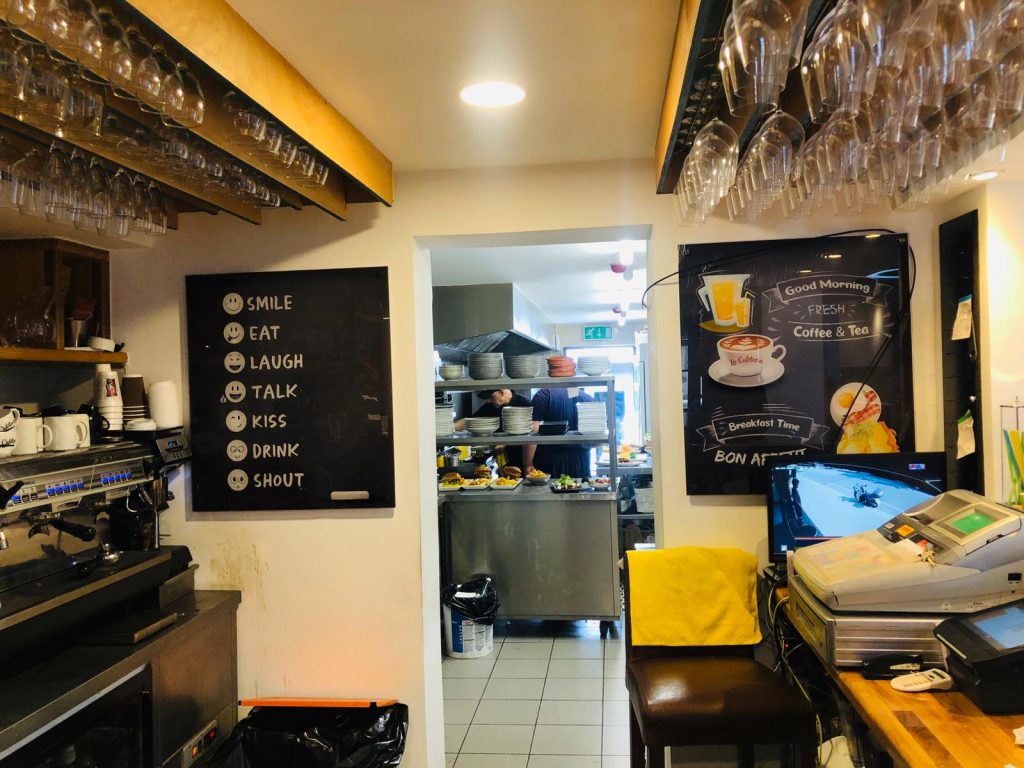 About Us – La Cafeteria